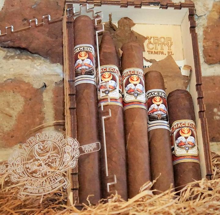 Sampler Gift Pack | Cuban Cigars Near Me | Shop Now - Tabanero Cigars